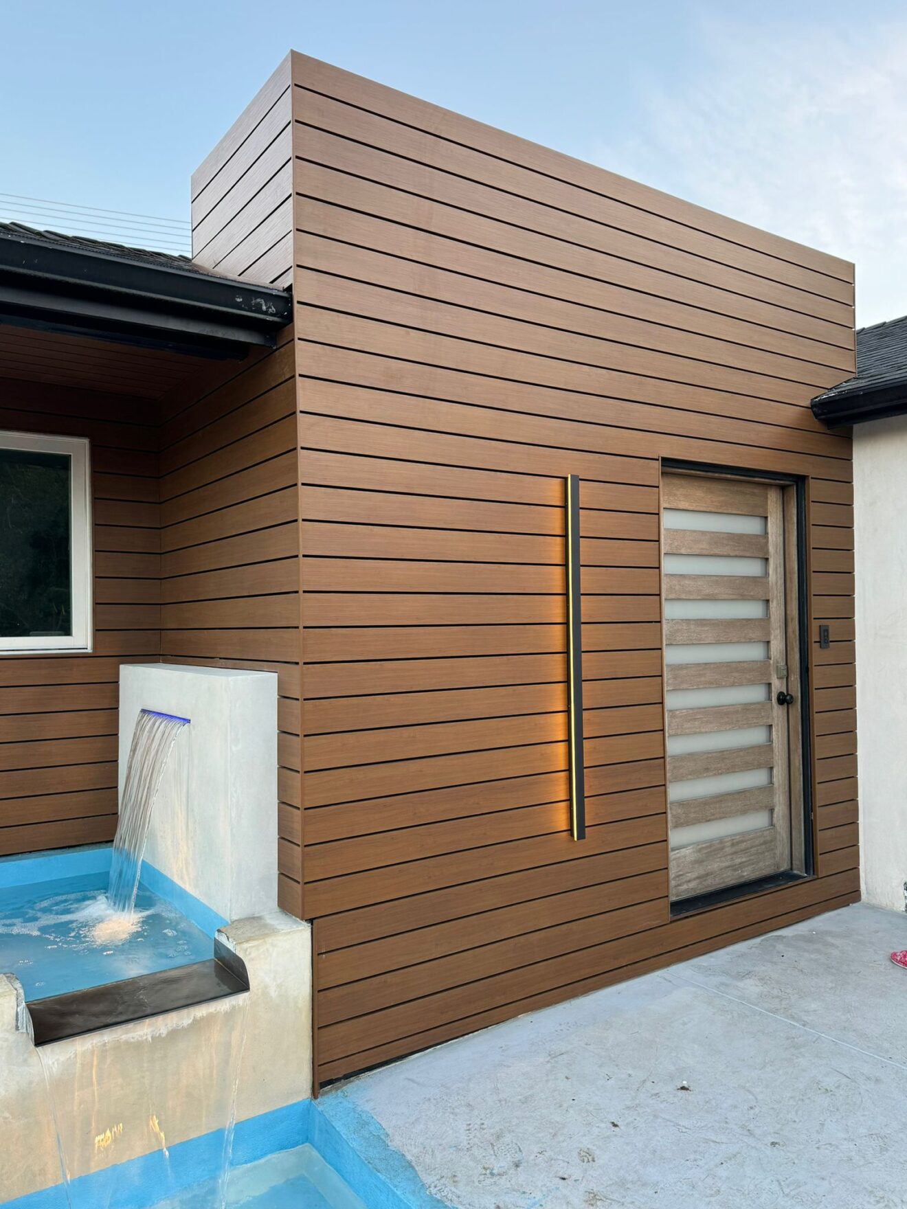 Illuminate Your Spaces with Modern Elegance: The Beauty of Metal Panel ...